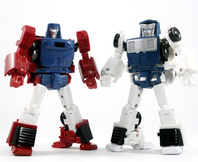 X-Transbots MM-VI Boost and MM-VII Hatch Cartoon Version