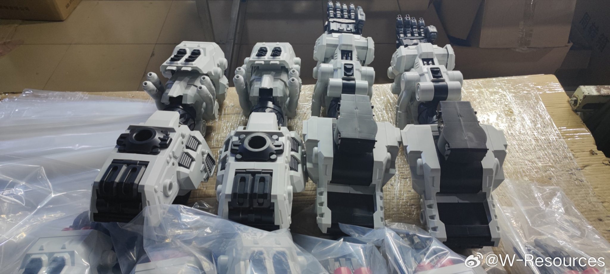 W-Resources M-01 Steel Fortress FOC Metroplex - Bombusbee