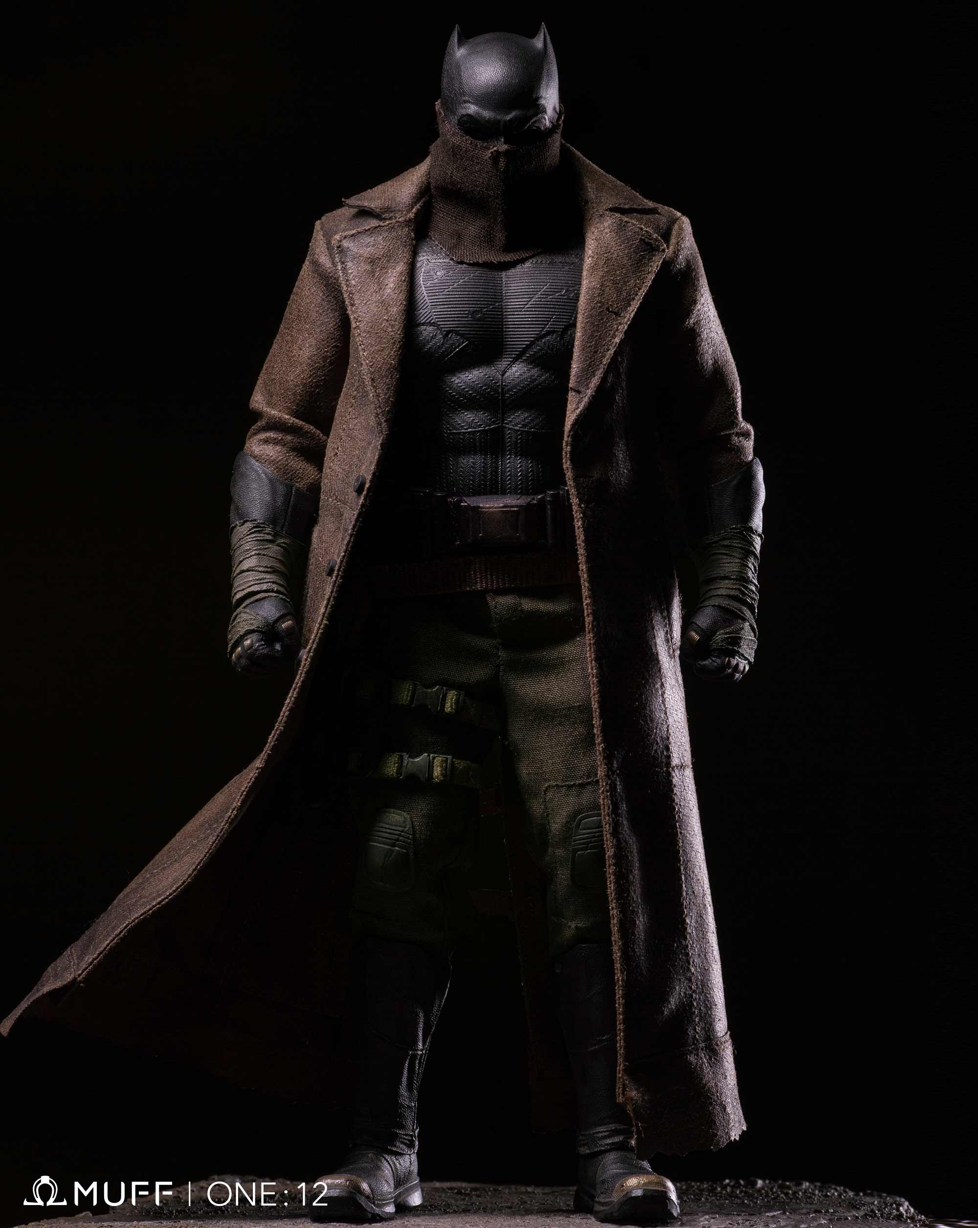 Batman Kryptonite Seeker Figure | Bombusbee