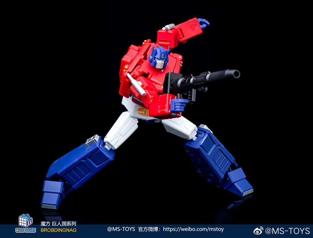 Magic Square Optimus Prime | Collectible Figure | Bombusbee