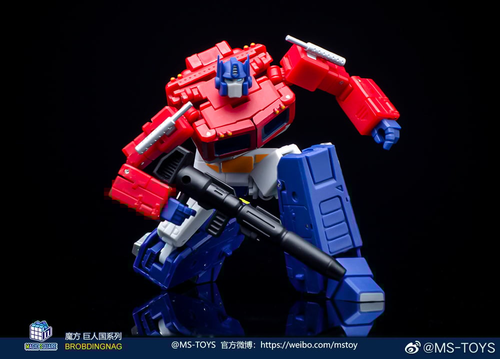 Magic Square Optimus Prime | Collectible Figure | Bombusbee